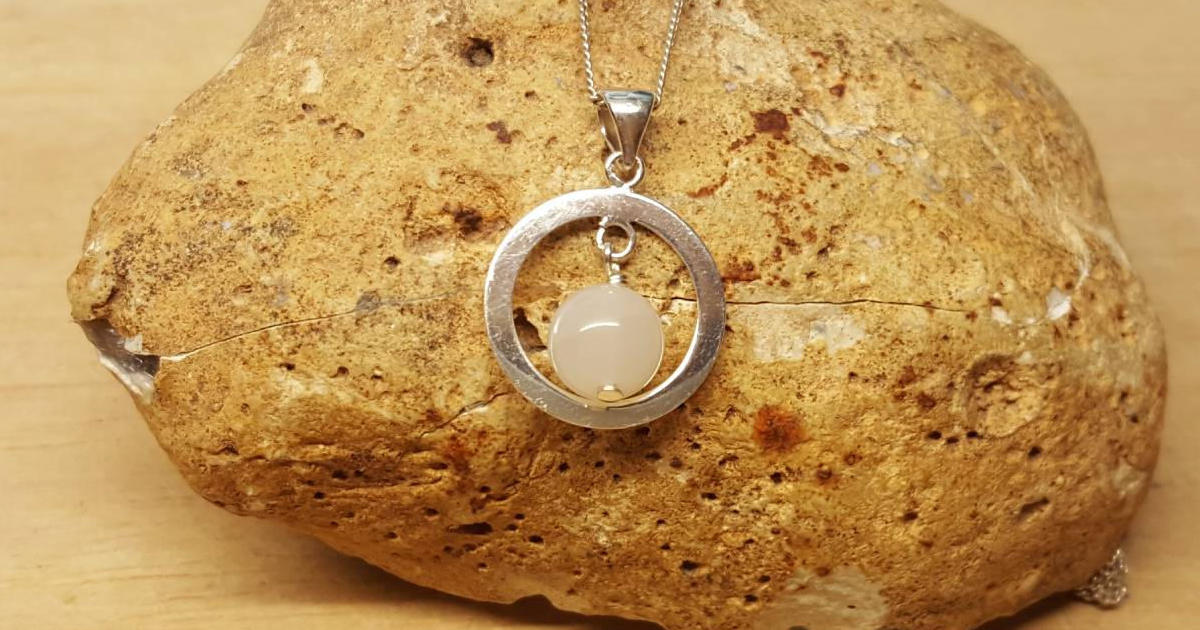 Empowered Crystals :: Moonstone frame Pendant