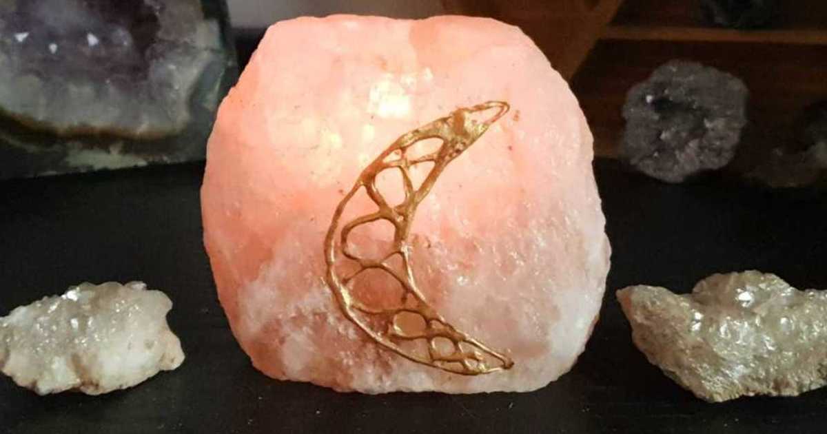 Empowered Crystals :: 20 Healing